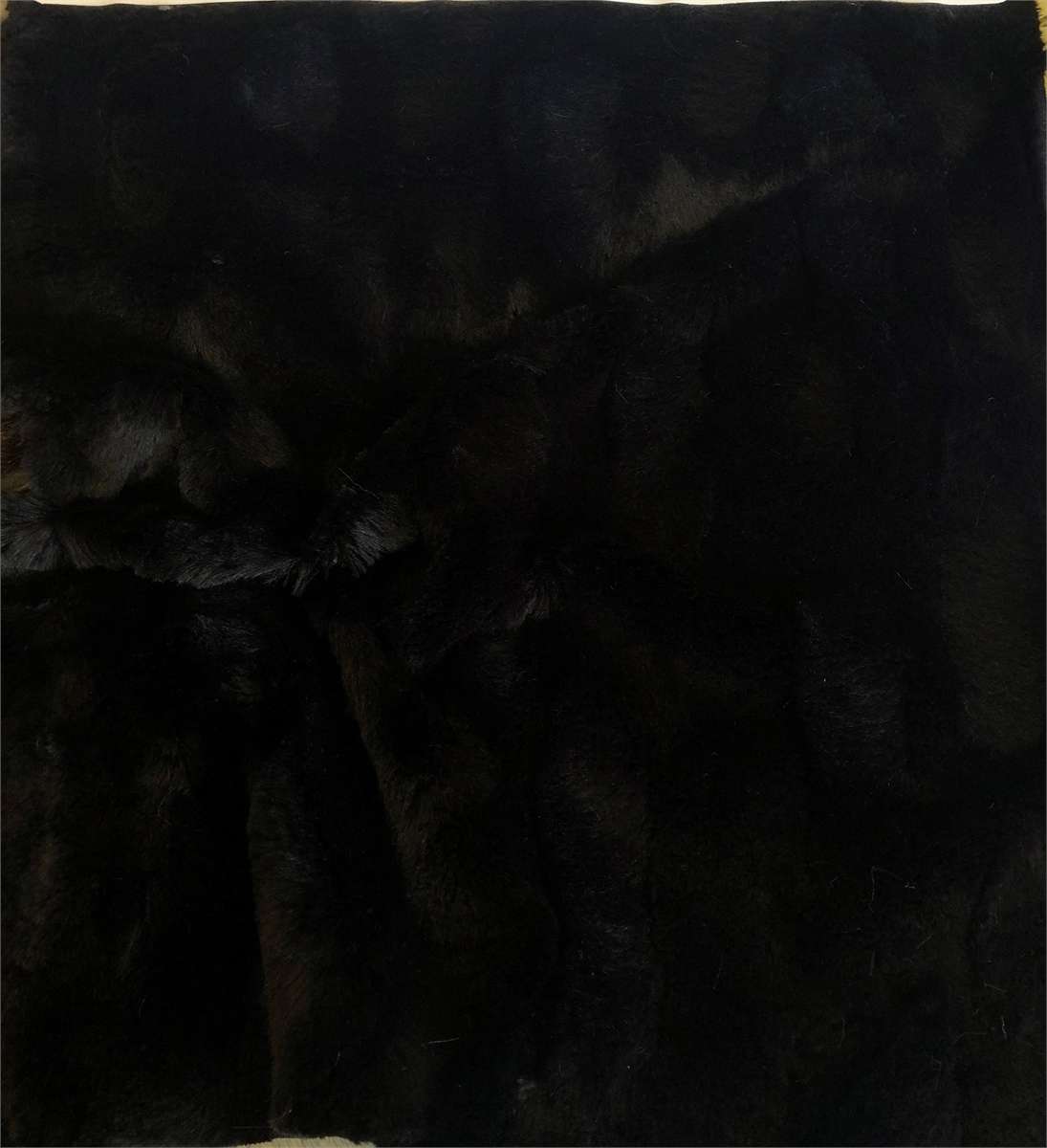 Super Luxury Faux Fur Fabric Material - BLACK 609 - CRS Fur Fabrics